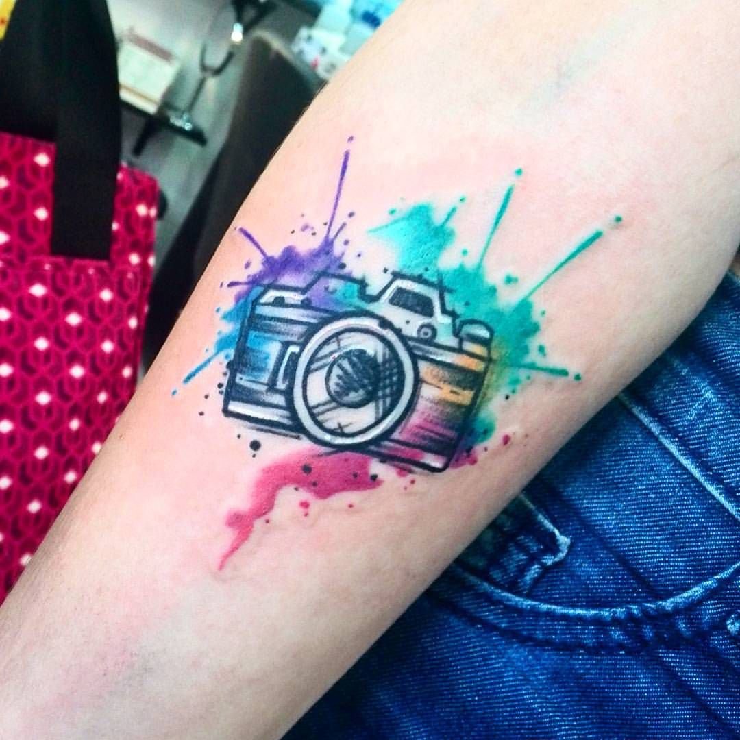 25+ Beste Kamera Tattoo-Designs für Männer und Frauen: Bedeutung & Vorlagen-Ideen - VeAn Germany