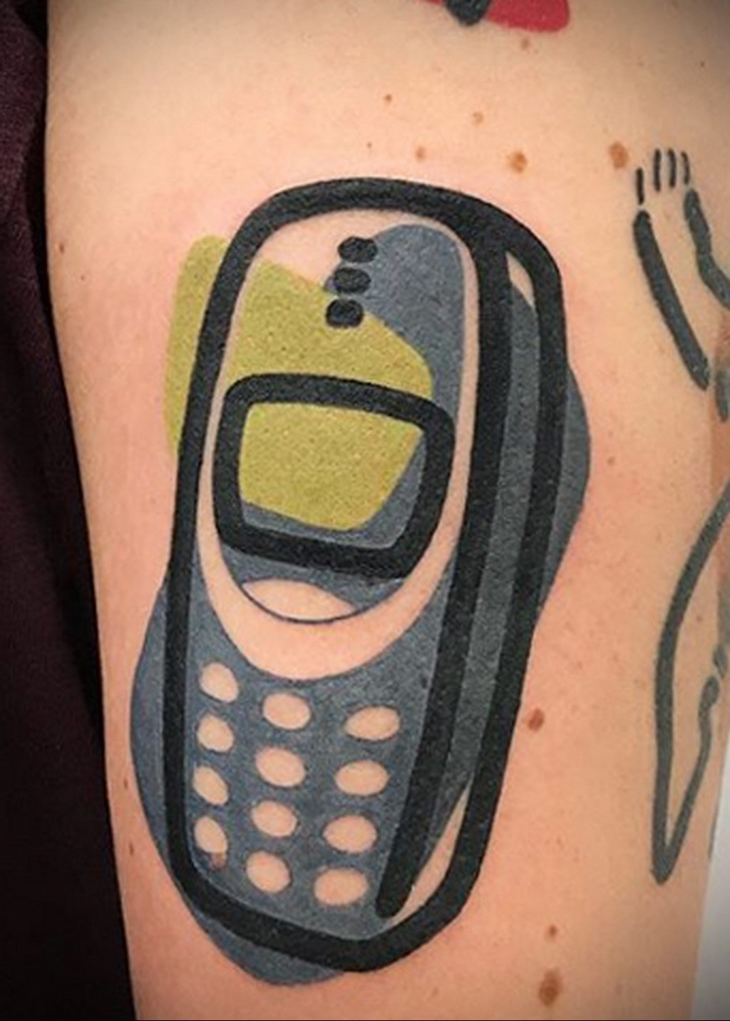 25+ Beste Telefon Tattoo-Designs für Männer und Frauen: Bedeutung ...