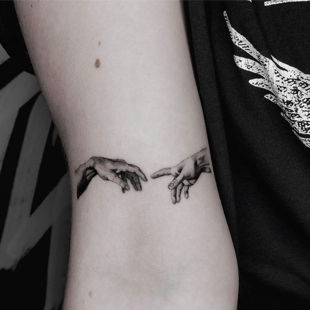 40+ kleine ideen tattoos mit bedeutung für frauen | VeAn Germany