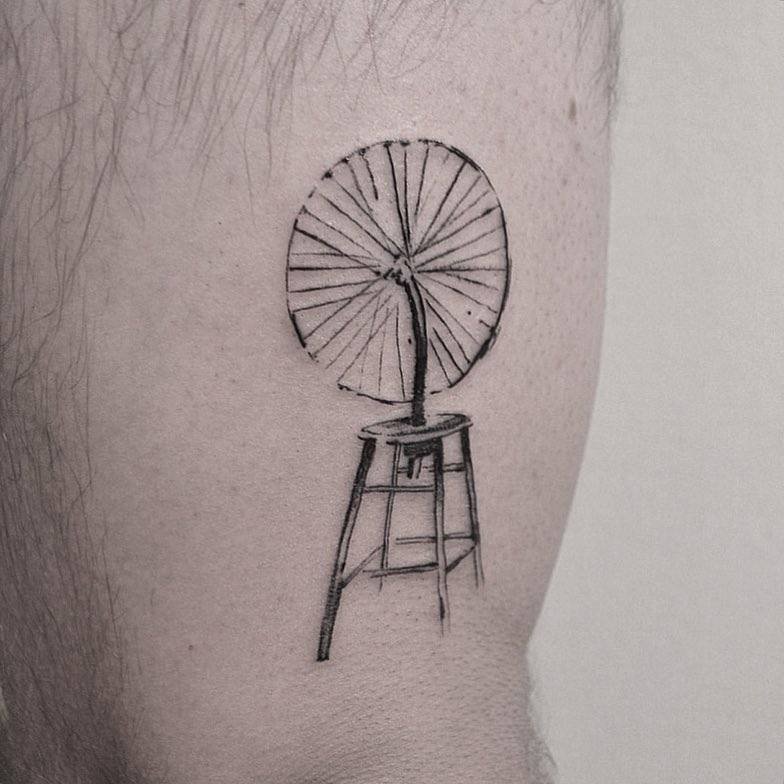 Ideen und Vorlagen für Rad Tattoos für Männer und Frauen: Bedeutung ...