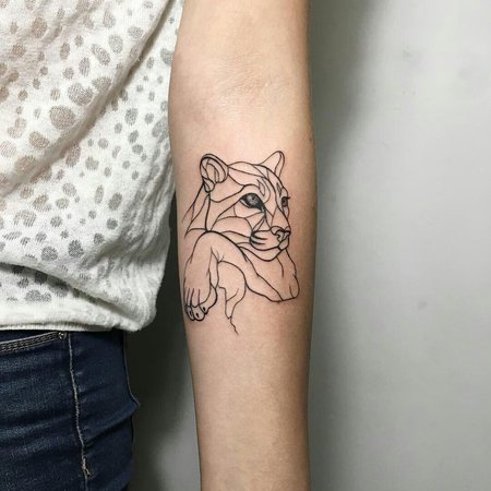 27+ Schöne Puma Tattoos für Männer und Frauen: Bedeutung & Vorlagen ...