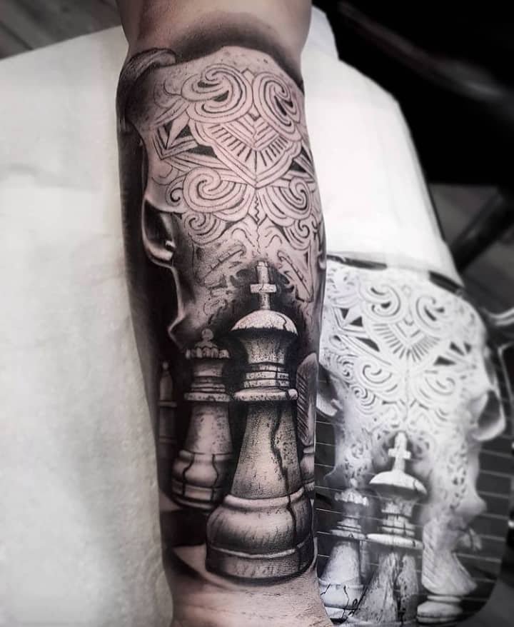 25+ Beste Schach Tattoo-Designs für Männer und Frauen: Bedeutung ...