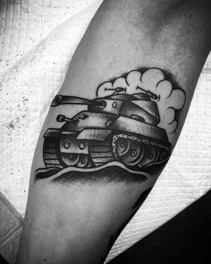 27+ Panzer Tattoo-Ideen: Vorlagen & Bedeutung & Für Männer und Frauen ...